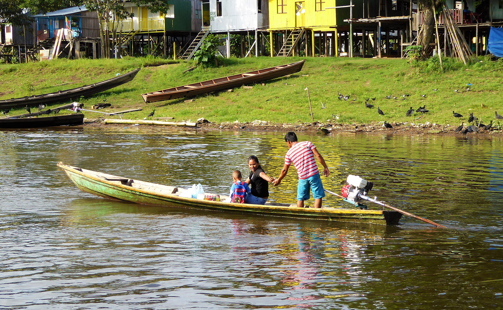 Diving into the Amazon: Gerald Barr floats on, in, and under the river
